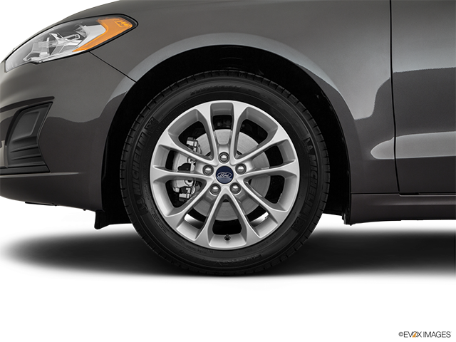 2020 Ford Fusion: Reviews, Price, Specs, Photos and Trims