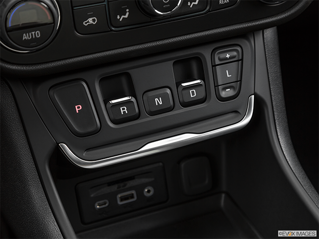 2020 GMC Terrain: Reviews, Price, Specs, Photos and Trims | Driving.ca