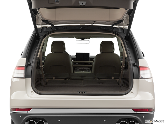 2020 Lincoln Aviator: Reviews, Price, Specs, Photos and Trims | Driving.ca