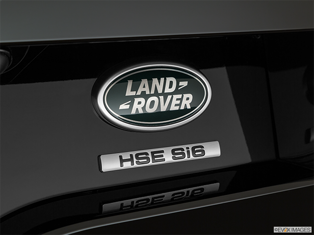 2020 Land Rover Discovery: Price, Review, Photos and Specs - Read This ...