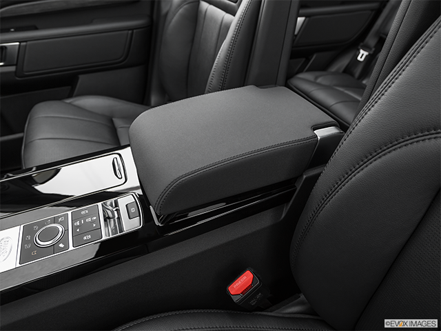 2020 Land Rover Discovery: Reviews, Price, Specs, Photos and Trims ...