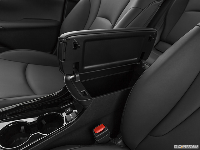 2020 Toyota Prius: Price, Review, Photos and Specs - Read This Before ...