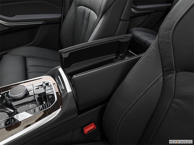 2020 BMW X7: Price, Review, Photos and Specs - Read This Before You Buy