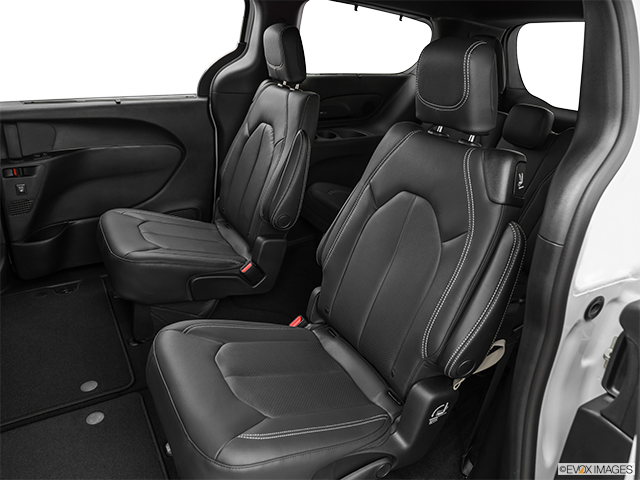 2020 Chrysler Pacifica: Reviews, Price, Specs, Photos and Trims ...