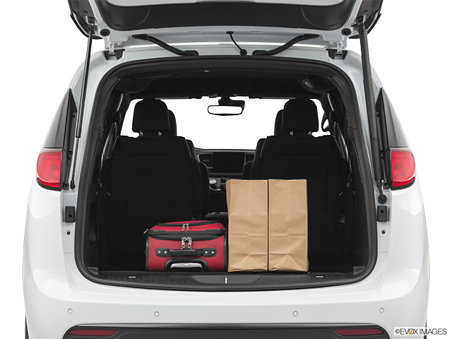 2020 Chrysler Pacifica: Reviews, Price, Specs, Photos and Trims ...