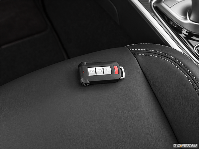 2020 Mitsubishi Outlander PHEV: Price, Review, Photos and Specs - Read ...