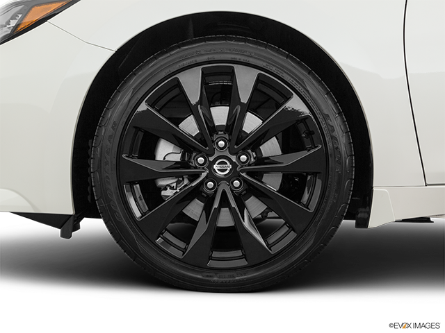 2020 Nissan Maxima: Price, Review, Photos and Specs - Read This Before ...