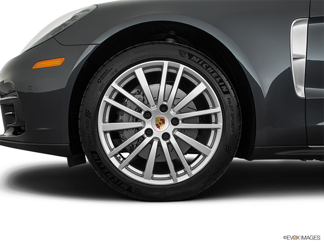 2020 Porsche Panamera: Price, Review, Photos and Specs - Read This ...