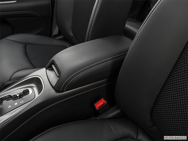 2020 Dodge Journey: Price, Review, Photos and Specs - Read This Before ...