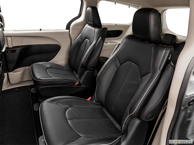 2020 Chrysler Pacifica Hybrid: Reviews, Price, Specs, Photos and Trims ...