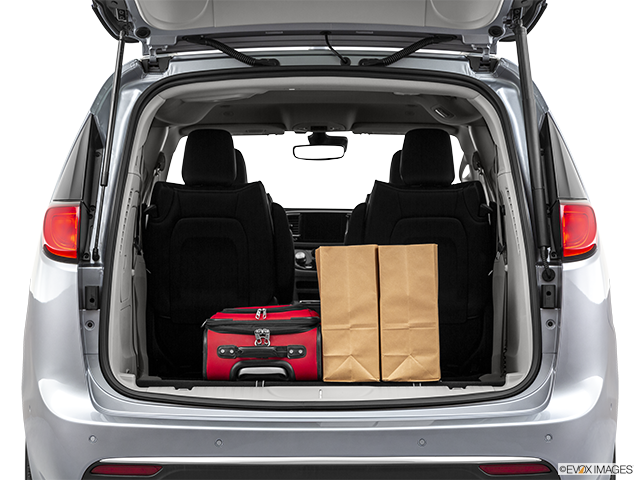 2020 Chrysler Pacifica Hybrid: Price, Review, Photos and Specs - Read ...