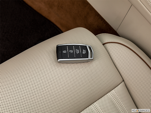 2020 Genesis G90: Price, Review, Photos and Specs - Read This Before ...