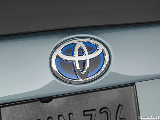 2021 Toyota Prius: Reviews, Price, Specs, Photos and Trims | Driving.ca