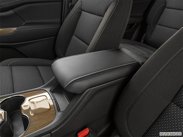 2021 GMC Acadia: Reviews, Price, Specs, Photos and Trims | Driving.ca