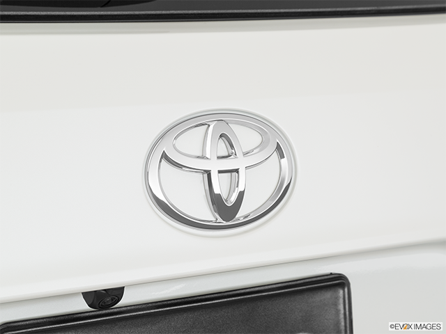 2021 Toyota Highlander: Price, Review, Photos and Specs - Read This ...