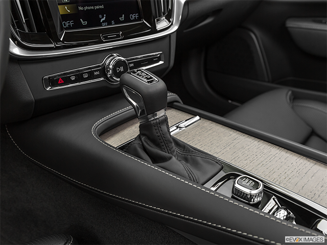 2021 Volvo S90: Price, Review, Photos and Specs - Read This Before You Buy