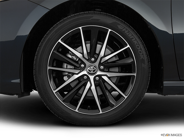 2021 Toyota Camry: Reviews, Price, Specs, Photos and Trims