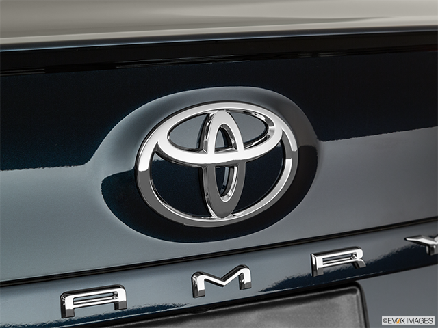 2021 Toyota Camry: Reviews, Price, Specs, Photos and Trims