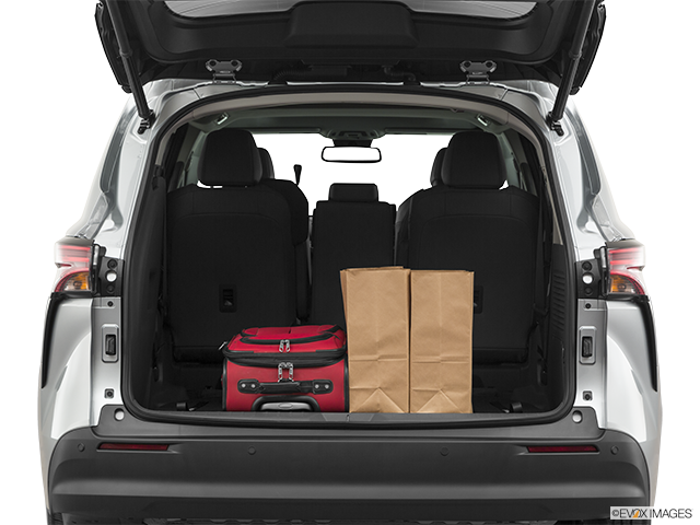2021 Toyota Sienna: Reviews, Price, Specs, Photos and Trims | Driving.ca