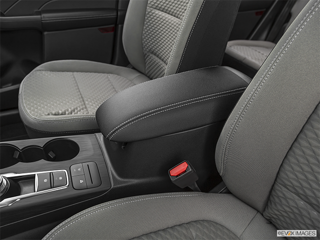 2021 Ford Escape: Reviews, Price, Specs, Photos and Trims | Driving.ca