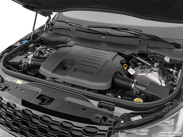 2021 Land Rover Discovery: Price, Review, Photos and Specs (Canada ...