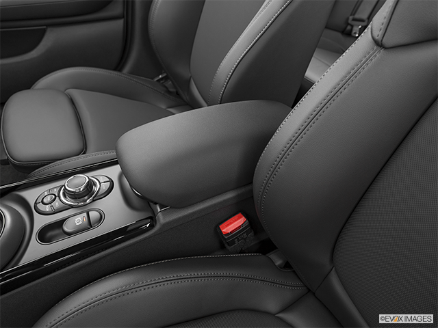 2022 MINI Clubman: Reviews, Price, Specs, Photos and Trims | Driving.ca